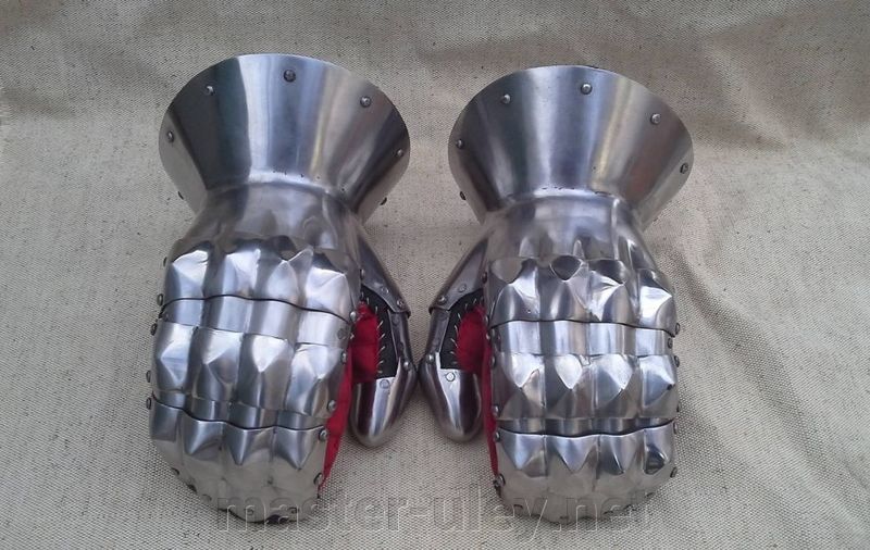 "Taurus" gauntlets. Fixed wrist – Master Uley