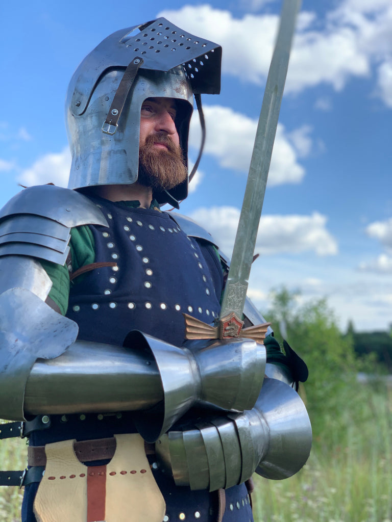 Simple armor set “Georg” (tempered steel) – Master Uley