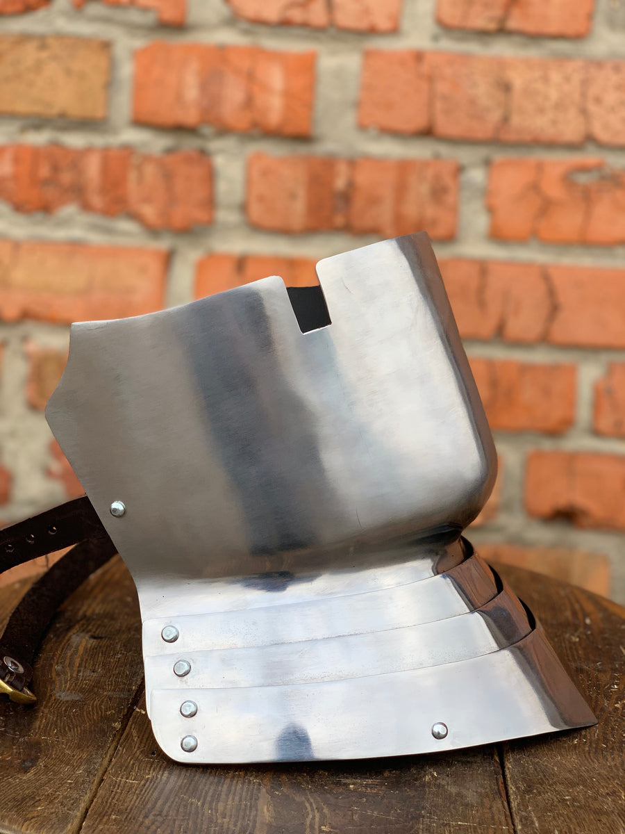 Bouviger. Plate gorget – Master Uley