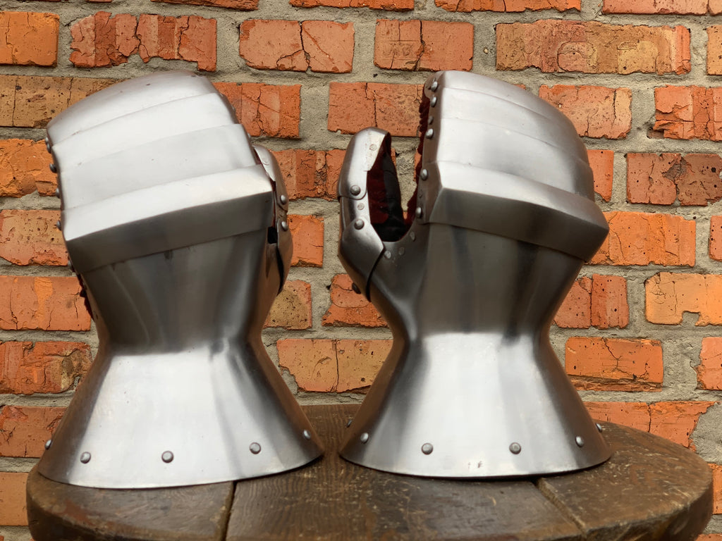 Nurnberg gauntlets (tempered steel) – Master Uley