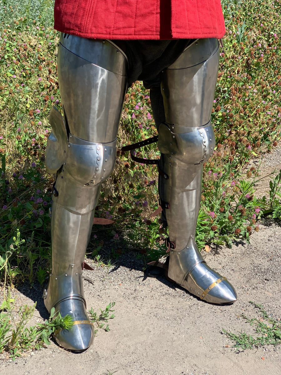 Titanium plate legs with 3/4 greaves – Master Uley