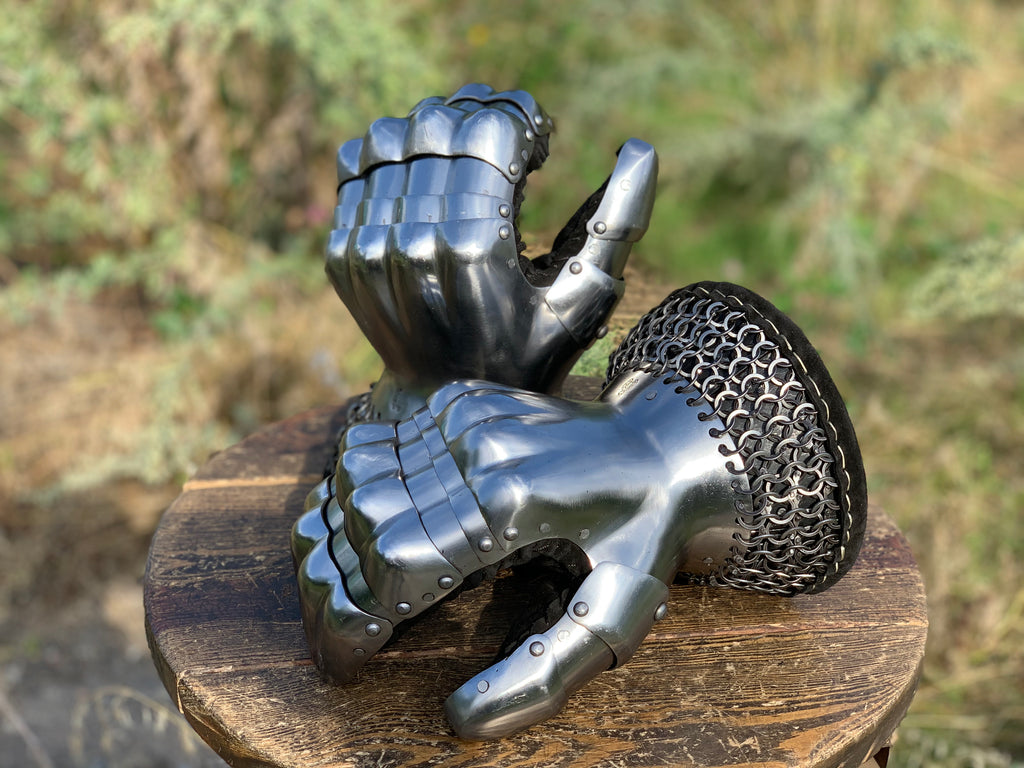 Khorasan gauntlets type 2 – Master Uley