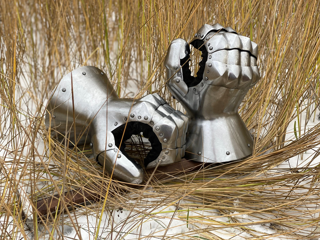 Taurus gauntlets – Master Uley