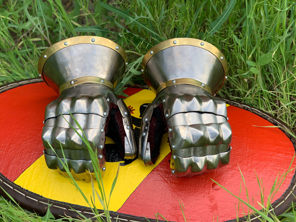 Titanium gauntlets "Taurus" with golden decoration – Master Uley