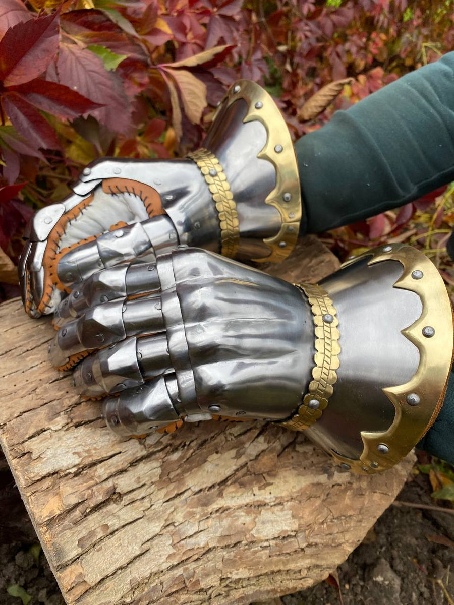 Gauntlets “MiddleStone – Master Uley