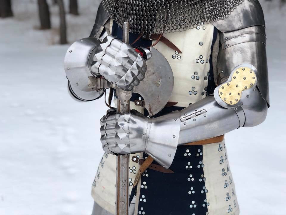 Gauntlets “Taurus” with mobility wrist – Master Uley