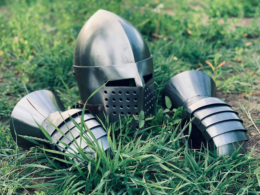 Simple helmet “Georg” – Master Uley