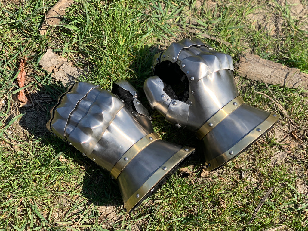 Titanium gauntlets "Taurus" with golden decoration – Master Uley