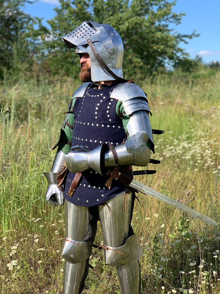 Simple armor set “Georg” (tempered steel) – Master Uley