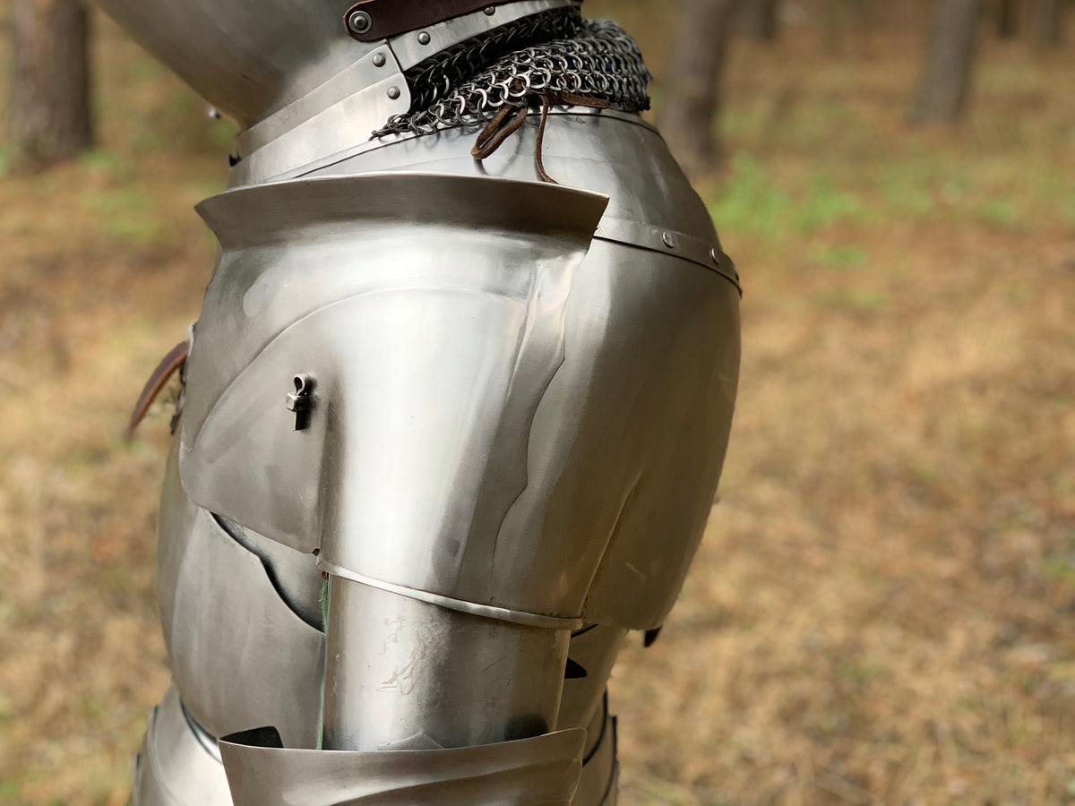 Plate shoulders “Flemish Knight” for jousting(tempered) – Master Uley