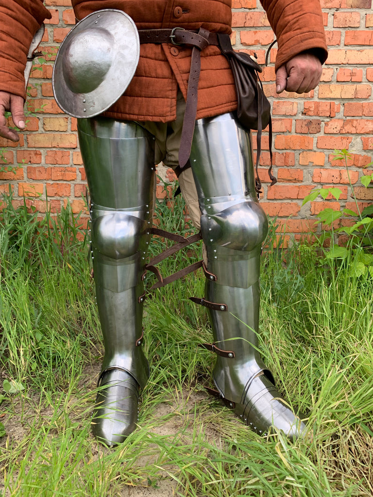 Europe plate legs set in titanium – Master Uley