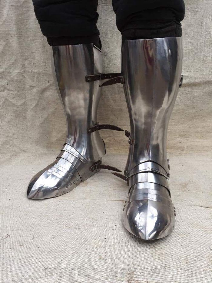 "English knight" greaves set – Master Uley