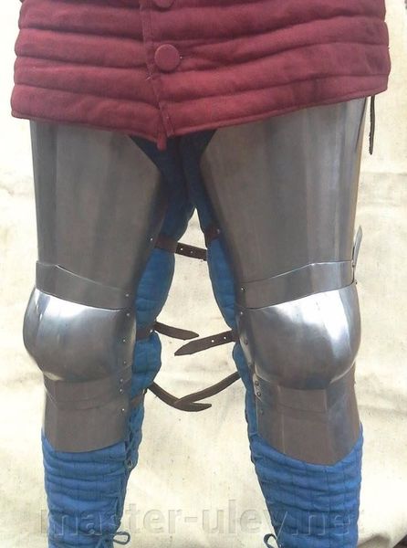 Plate legs – Master Uley