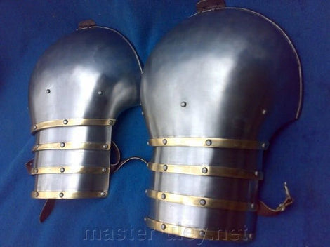 Shoulders protection with golden decoration – Master Uley